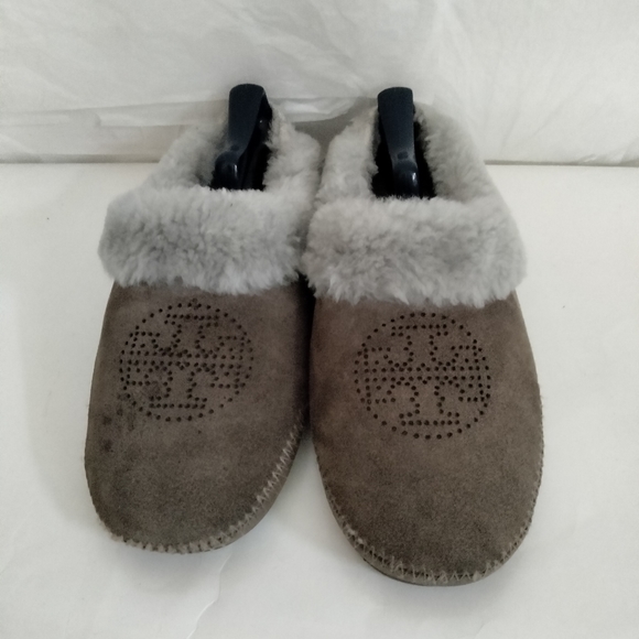 Tory Burch | Shoes | Tory Burch Coley Grey Perforated Genuine Shearling ...